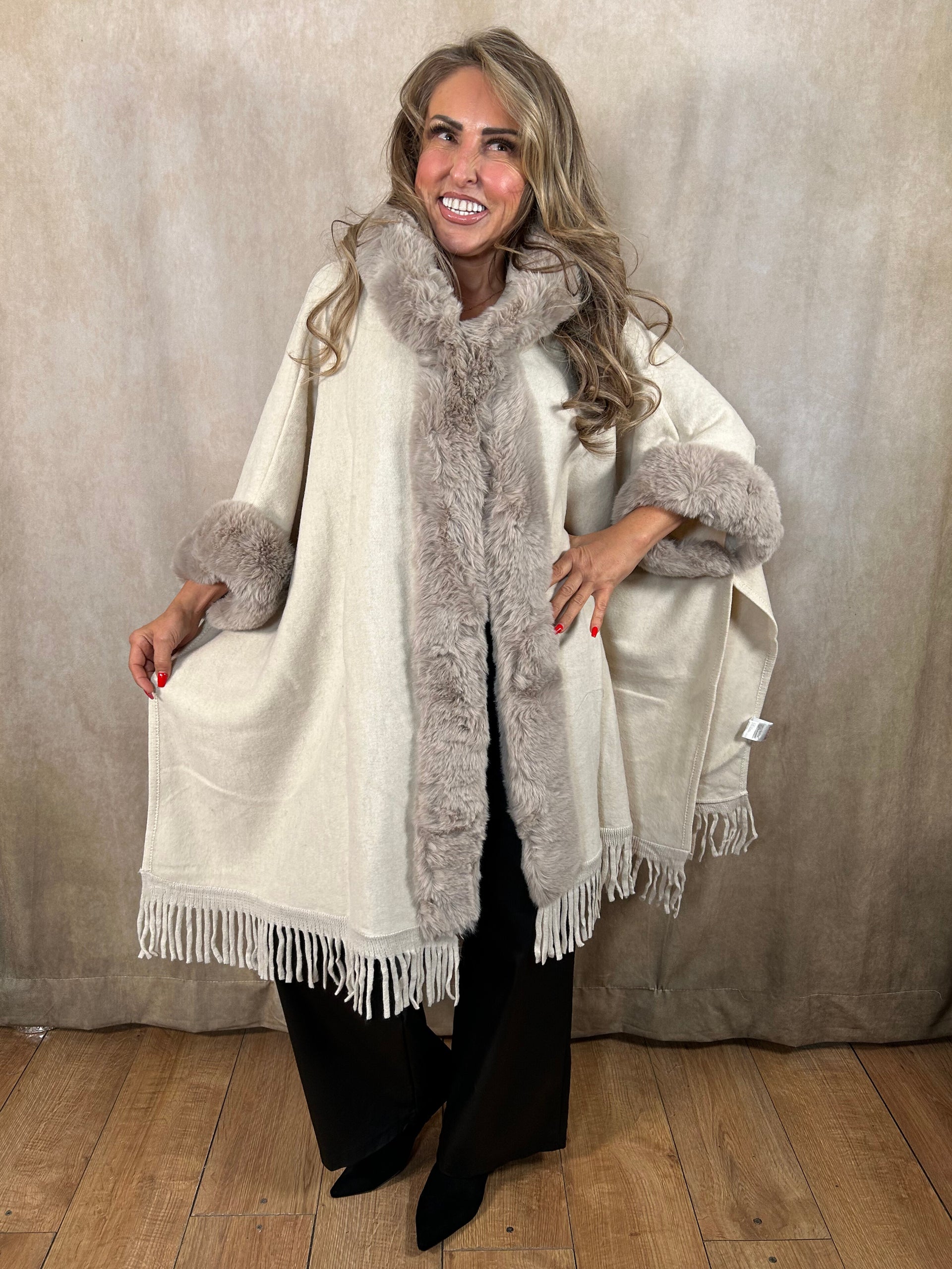 Faith Faux Fur Cape – Tracey Jane Fashion